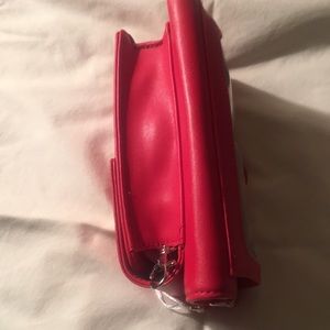 STG | Bags | Save The Girls Touch Screen Purse | Poshmark